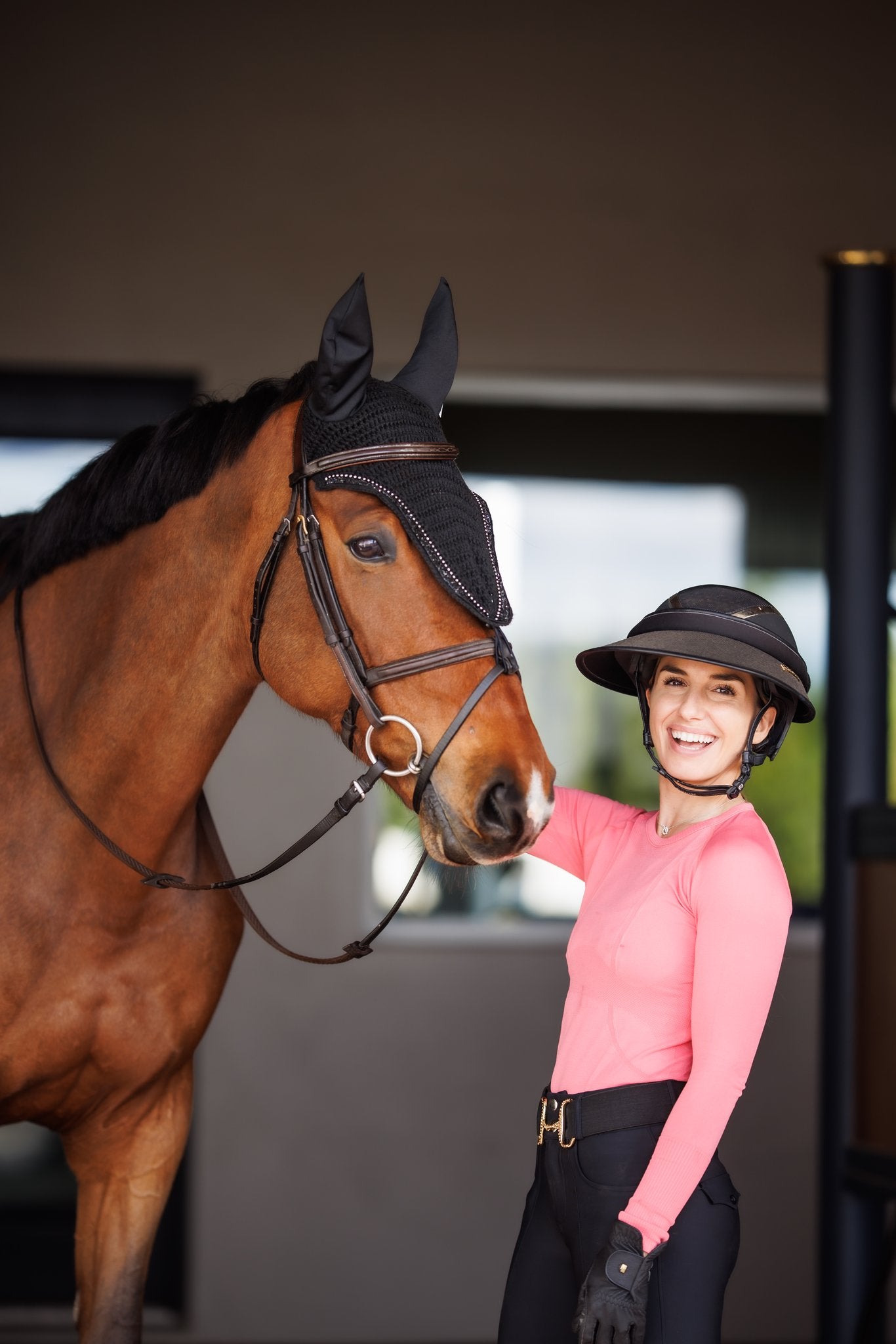 Basics Equestrian Tie Down Ear Bonnet – Willow Equestrian