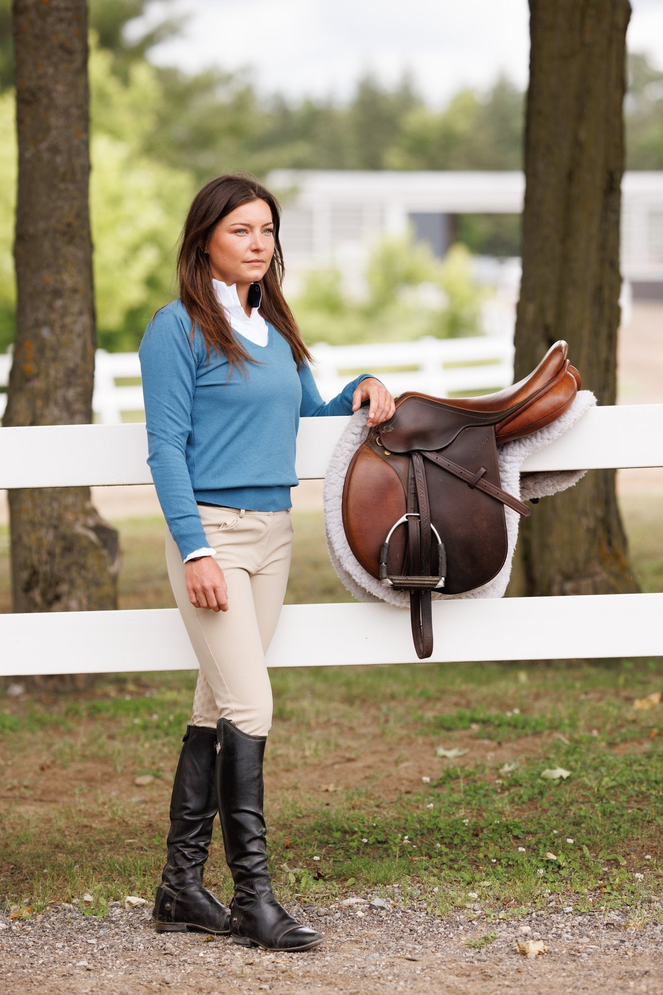 V Neck Sweater Blue – Willow Equestrian